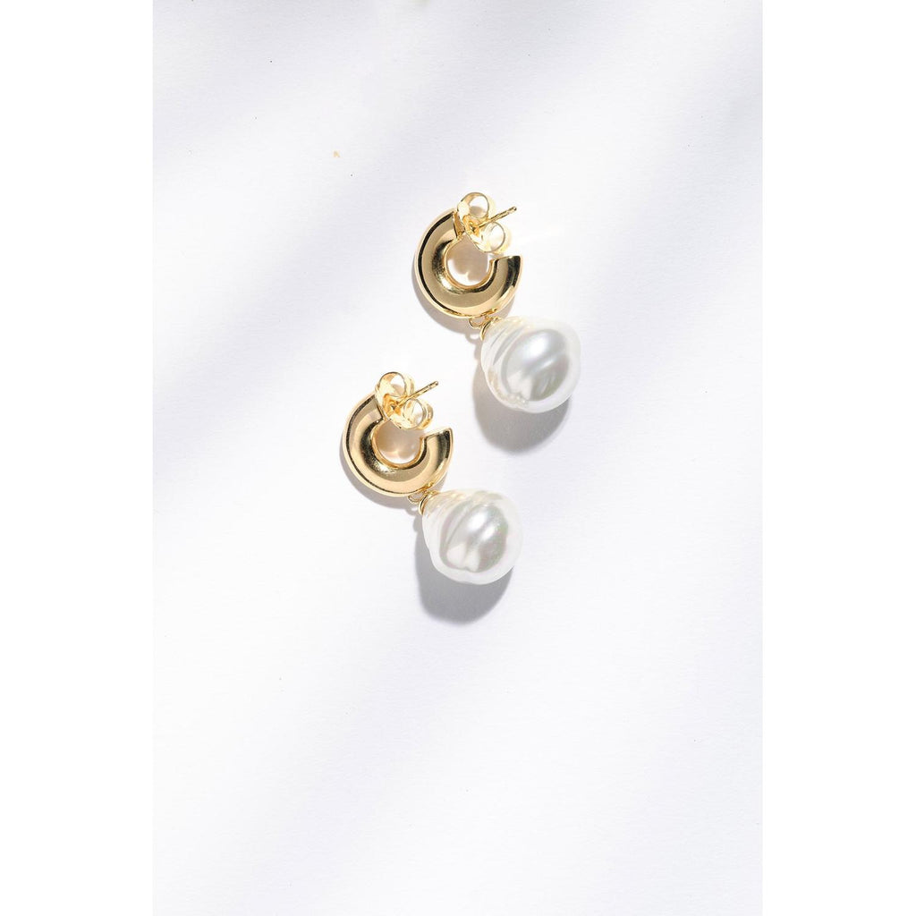 SALISH PEARL | HOOP EARRINGS – One Dame Lane